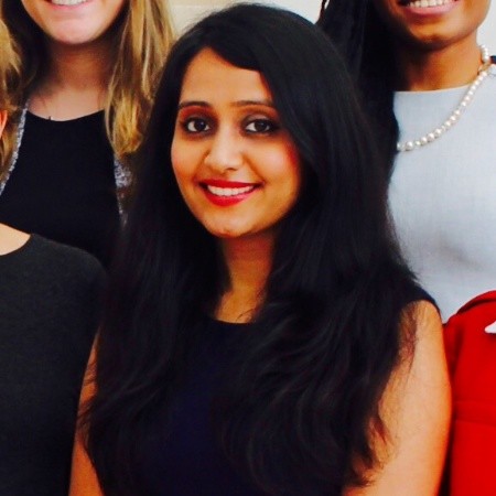 தமிழக காங்கிரஸ்க்கு அழகுப் பொண்ணு பவ்யா வந்தாச்சு.. அவுட் ஆகிறாரா கே ...